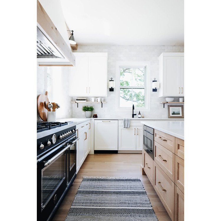 Modern Maple Shaker - Shaker Cabinets - Modern Cabinets - Maple Kitchen ...